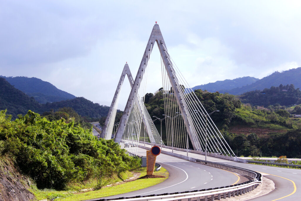 Un viaje a través de los puentes más escénicos de Puerto Rico - PlateaPR