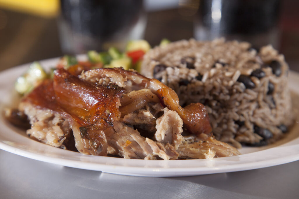 ¿Cuánto cuesta preparar una cena típica navideña en Puerto Rico? Te ...