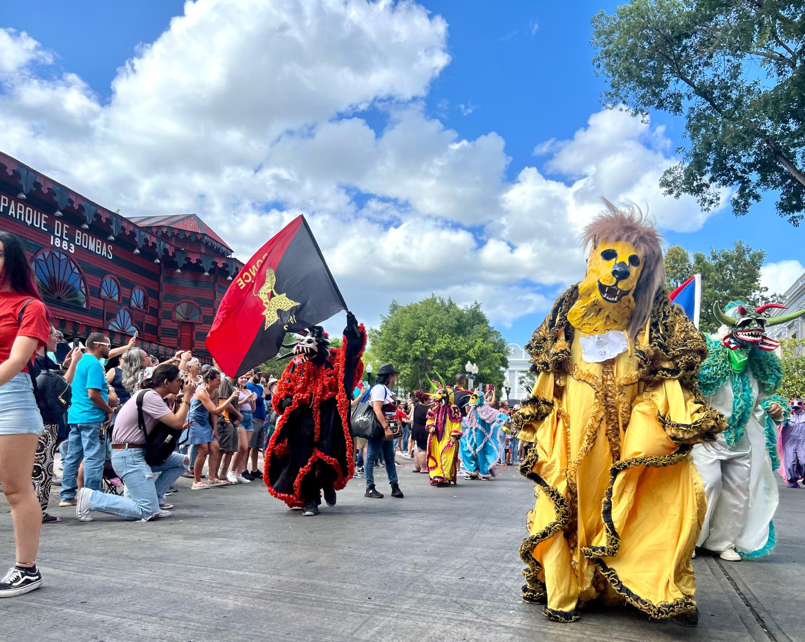 Danza, máscaras y vejigantes: La esencia del Carnaval de Ponce - PlateaPR