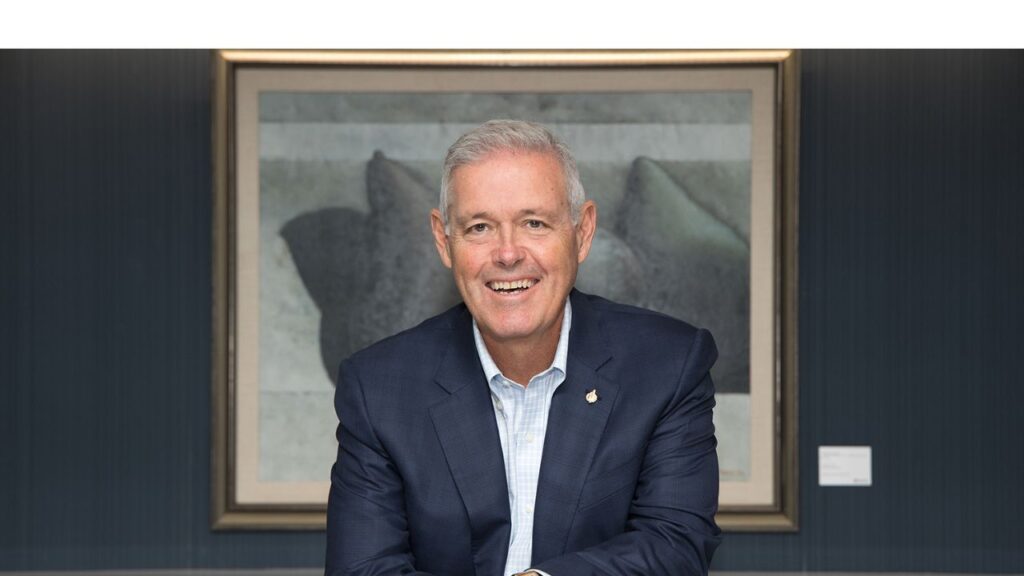 CEO de Popular, Inc. resalta aporte de Bad Bunny a la economía y ...